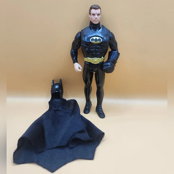 DC Comics | Toys | Vintage 99 Kenner Batman 475 Action Figure Dc ...